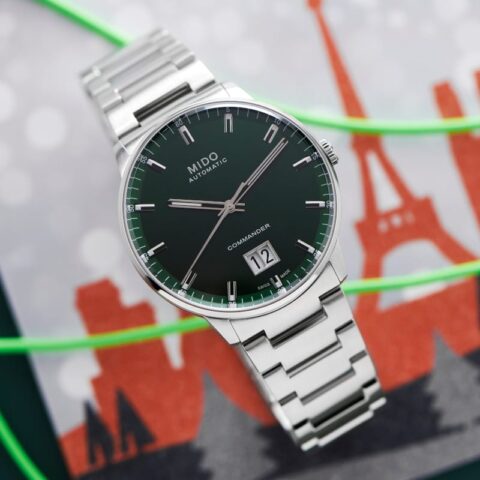 The Mido Commander Big Date Green Dial watch hands-on